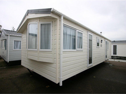 Stacaravan kopen? Kies Stekelbos! Groot aanbod - 20.000 m² showroom